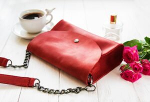 How To Dye A Leather Handbag: A Comprehensive Guide